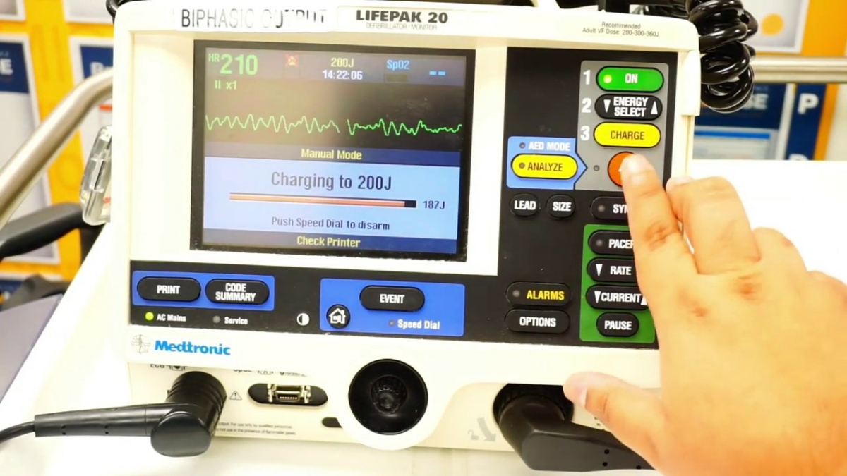 LIFEPAK 20/20e Defibrillator Biphasic (Refurbished) - Diac Medical